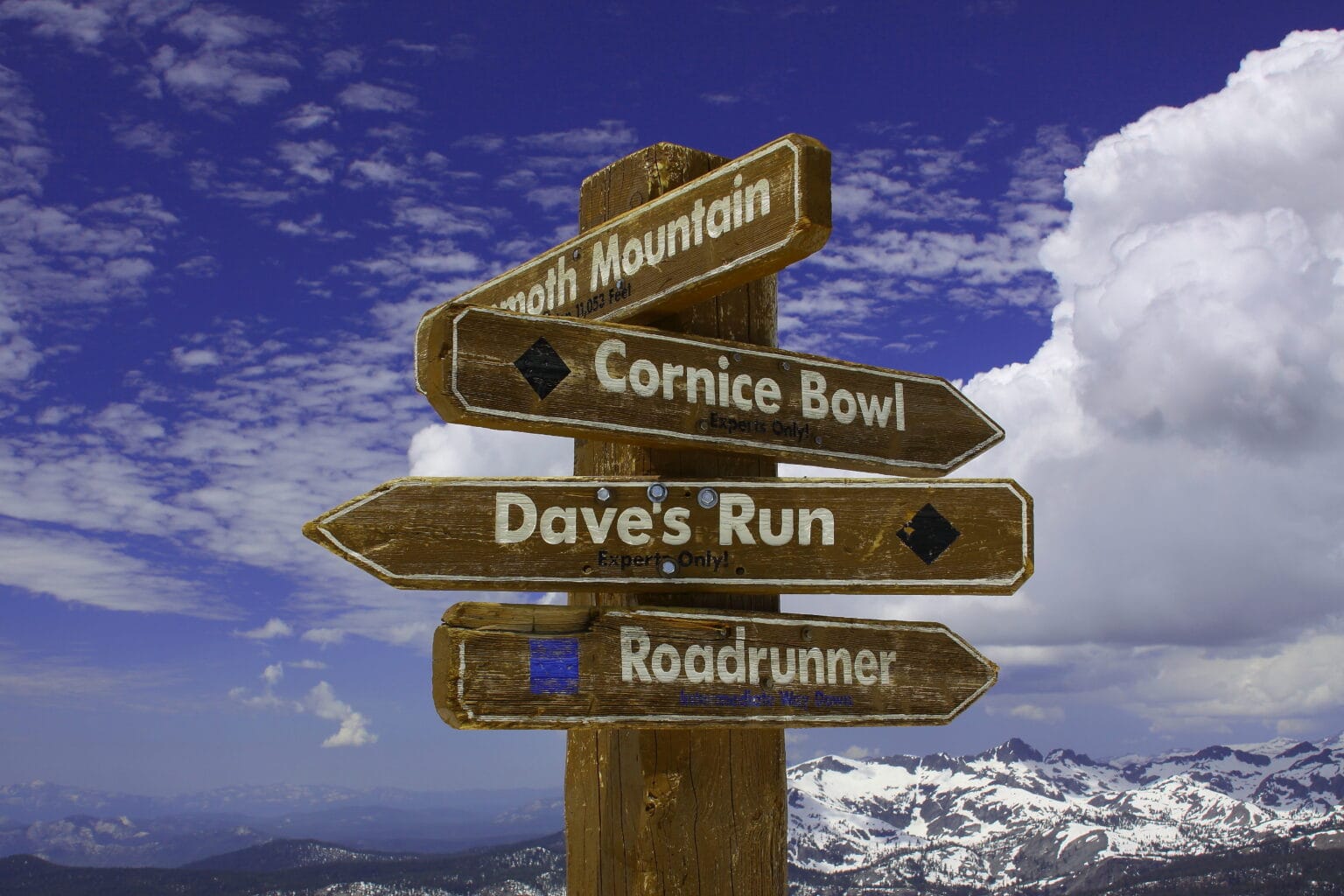 Understanding The Skiing Trail Difficulty Signs & Symbols